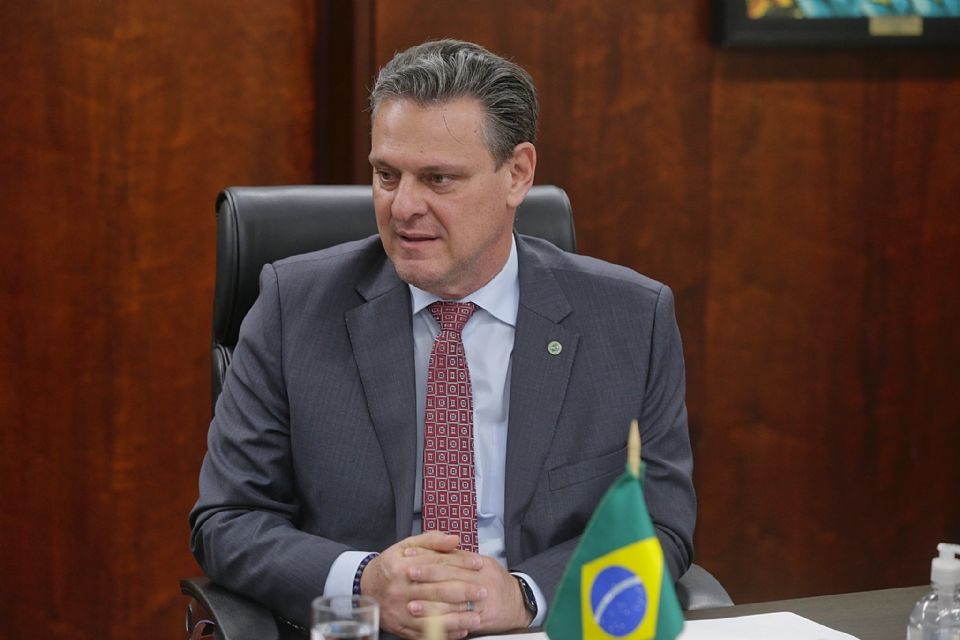 Deputado de oposição acusa Fávaro de montar 'cartel' com frigoríficos ...