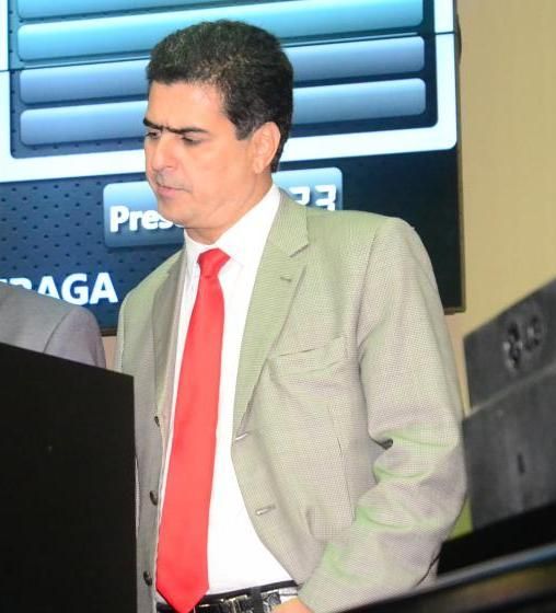 Bezerra afirma que PMDB terá candidato próprio em Cuiabá e Emanuel ...