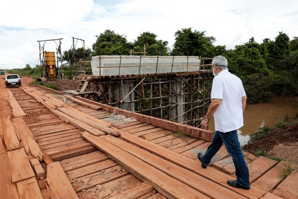 "Nesta gestão fizemos mais pontes de concreto do que em 300 anos", diz ...